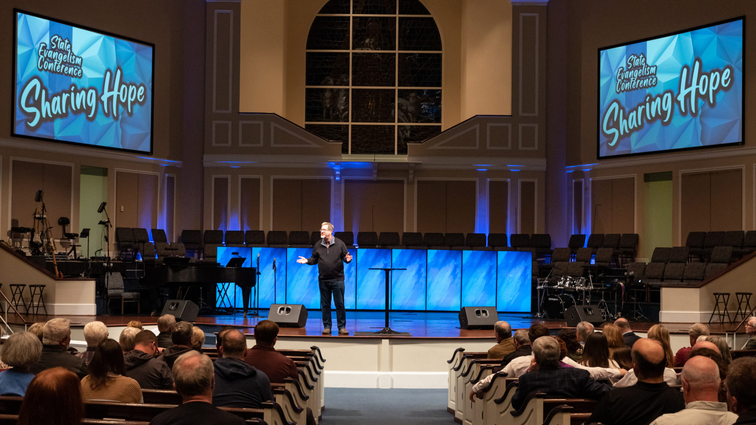 Former atheist Lee Strobel shares six styles of evangelism during ...