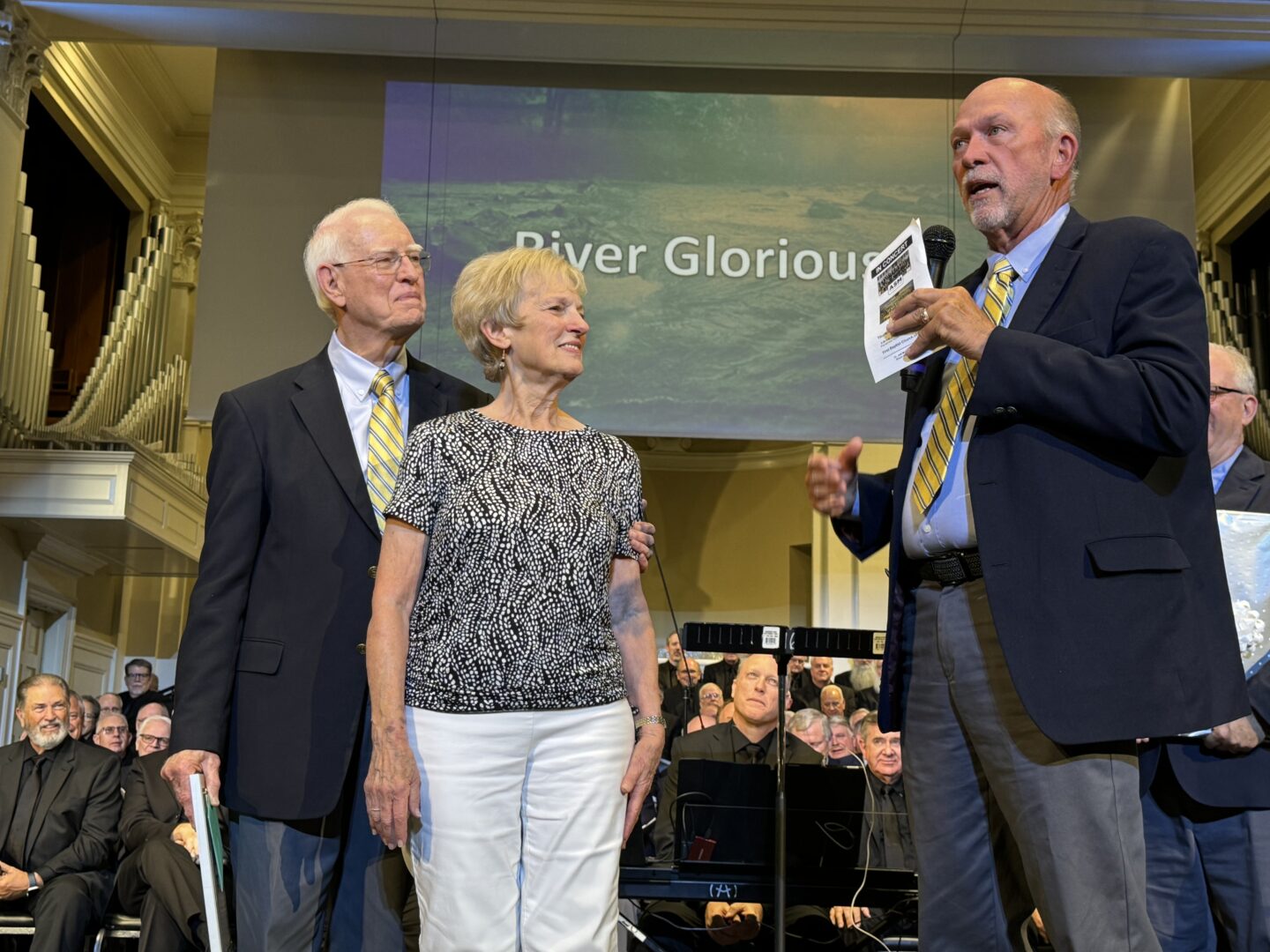Smith honored as he retires after 25 years of leading Alabama Singing ...